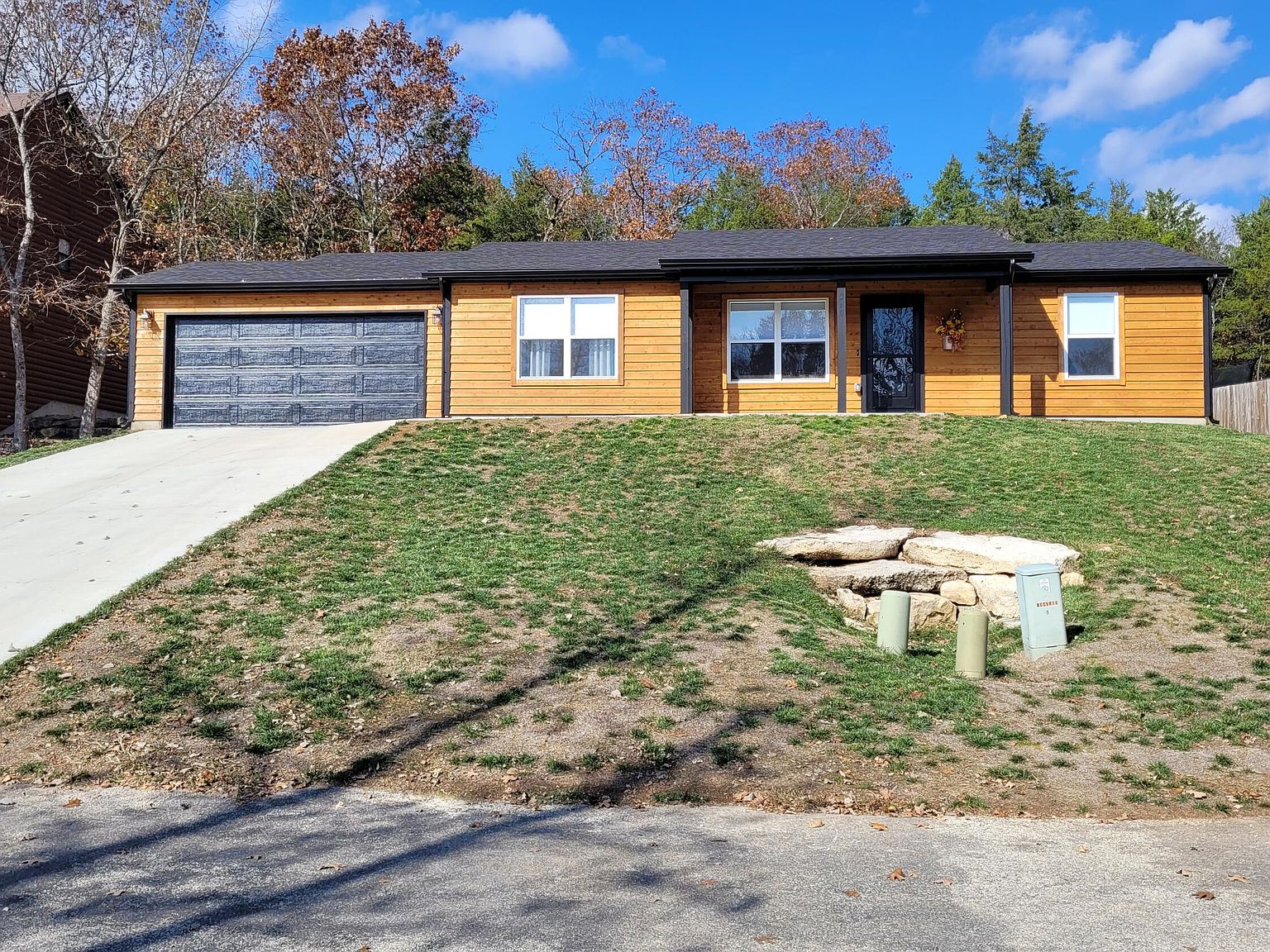 260 Pinewoods Village Drive, Hollister, MO 65672 | Zillow