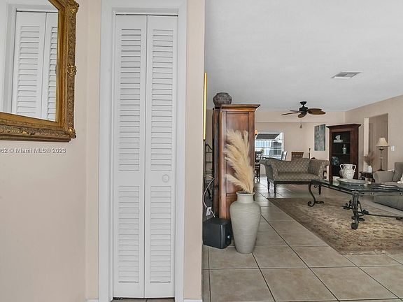 1107 Siesta Ave, Bronx, NY 10456 | Zillow