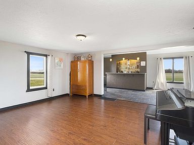 29910 140th Ave, Donahue, IA 52746 | Zillow