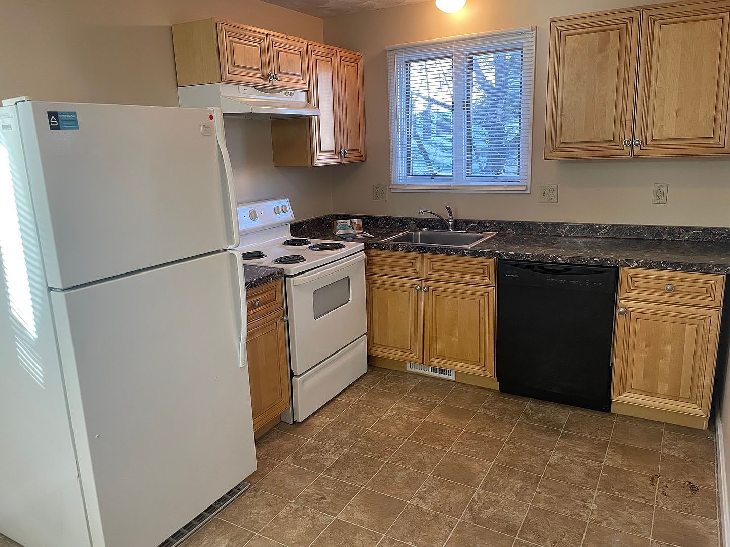 86-96 Jewett St #92, Providence, RI 02908 | Zillow