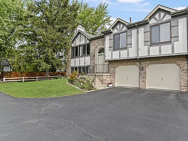2305 Olde Mill Rd Plainfield IL | Zillow