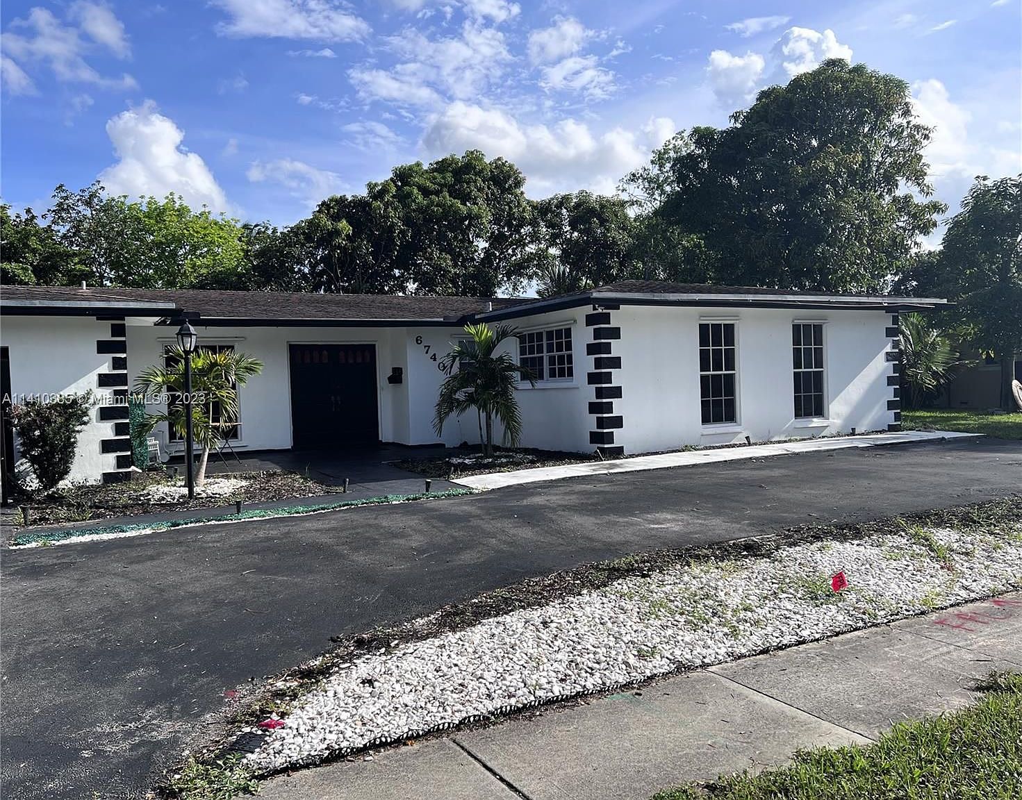 6740 SW 7th St, Pompano Beach, FL 33068 | Zillow