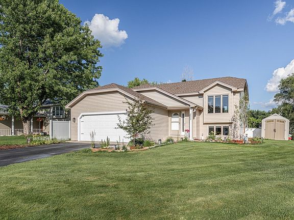 2513 Crestmount Ln, Burnsville, MN 55306 | Zillow