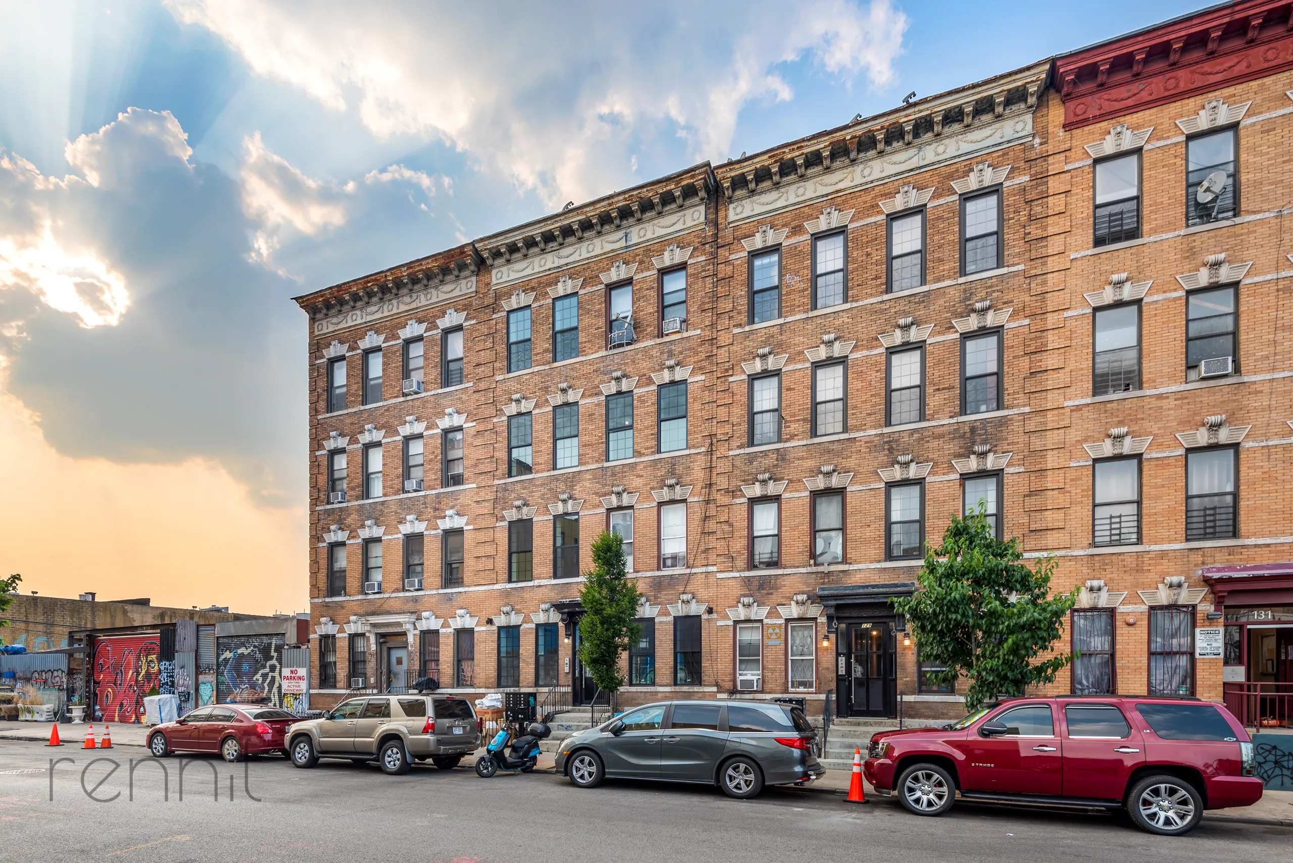 127 Thames Street #1L in East Williamsburg, Brooklyn | StreetEasy