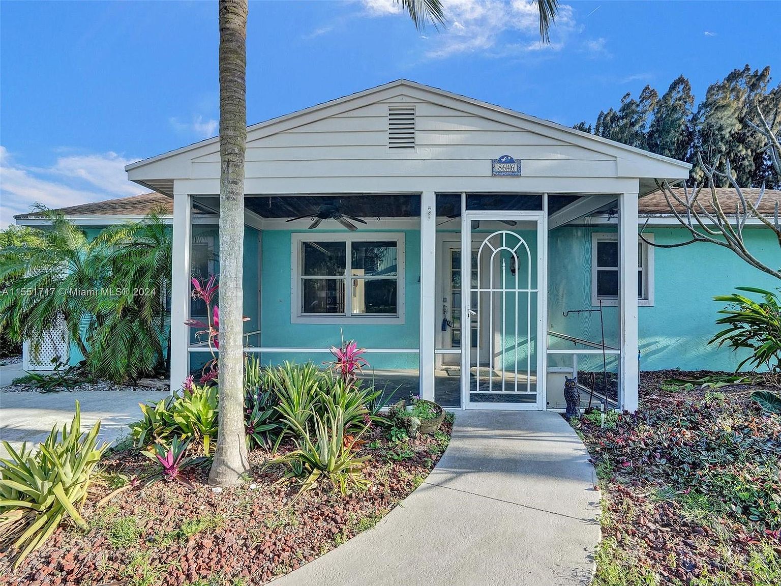 8646 SE Alabama Pl, Hobe Sound, FL 33455 | Zillow