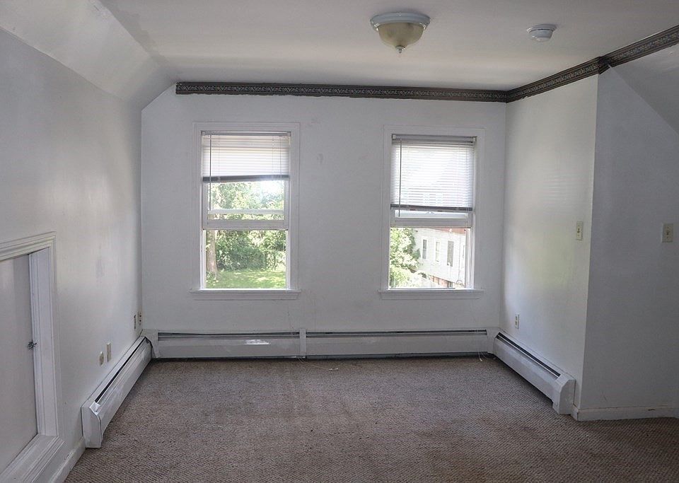 24-26 Tracy St, Springfield, MA 01104 | Zillow