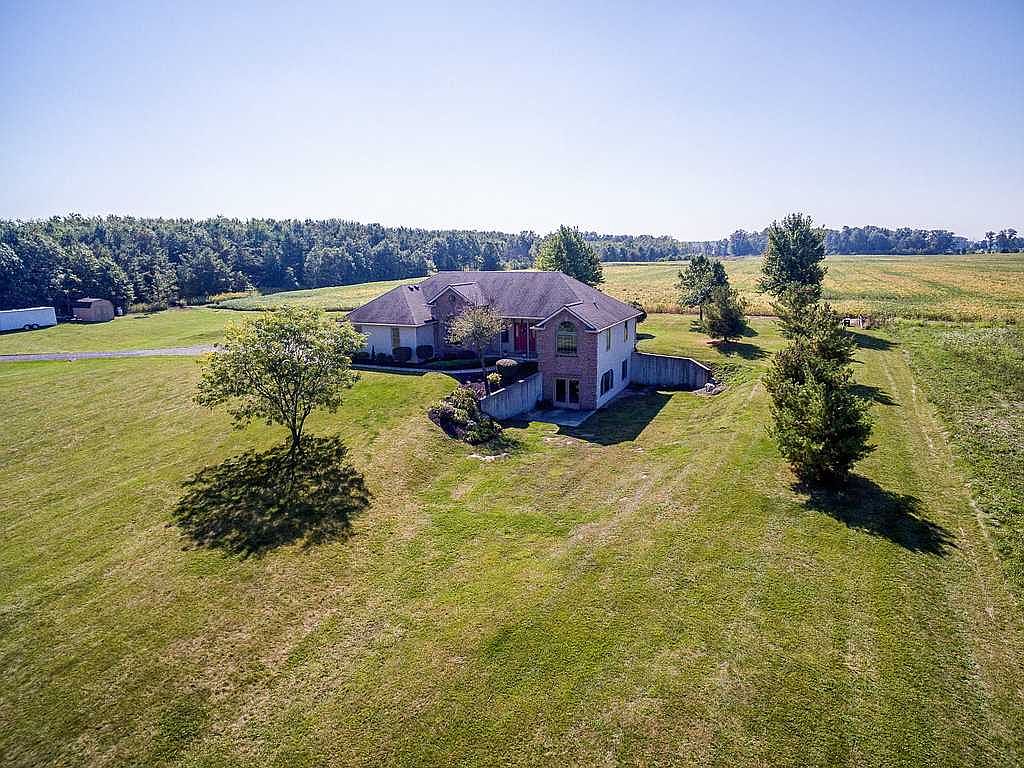 10080 E 300 S, Laotto, IN 46763 | Zillow