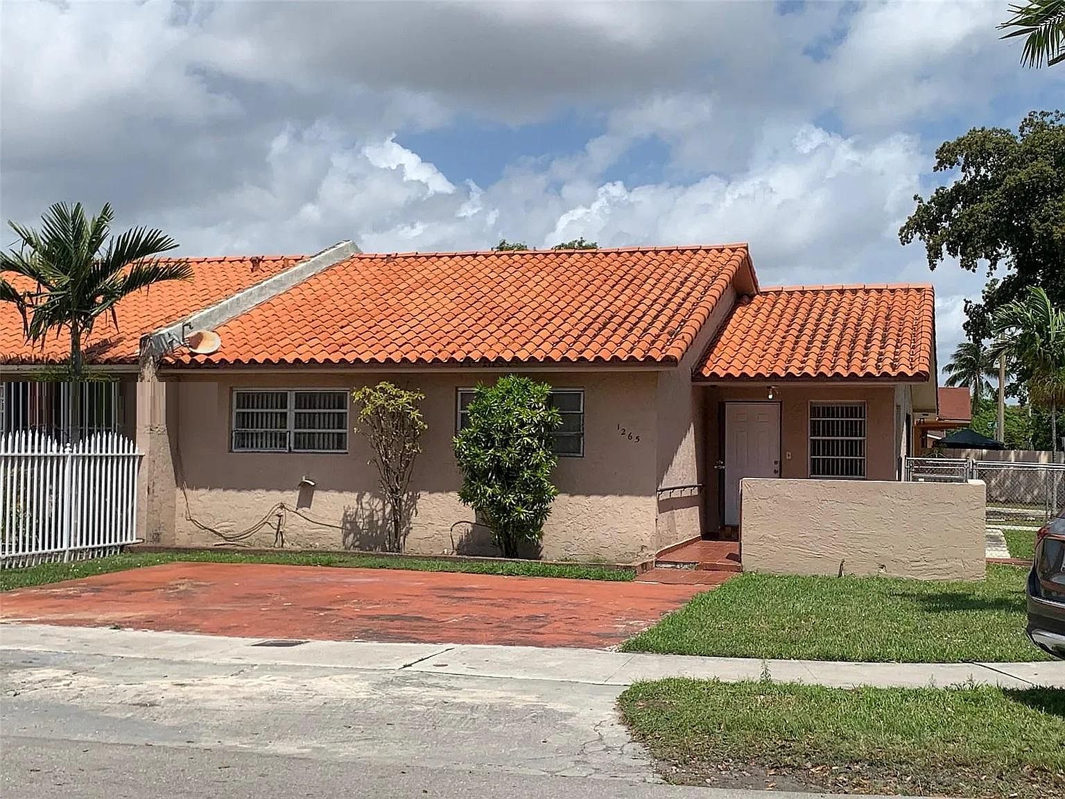 1265 W 38th St #12, Hialeah, FL 33012 | Zillow