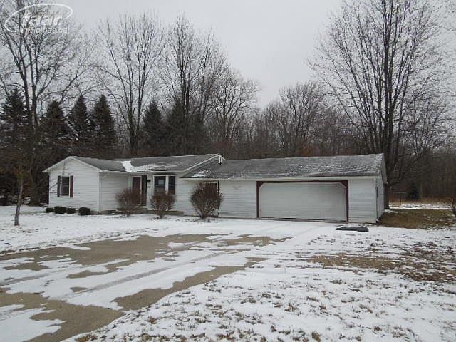 3300 E Lansing Rd, Bancroft, MI 48414 | Zillow