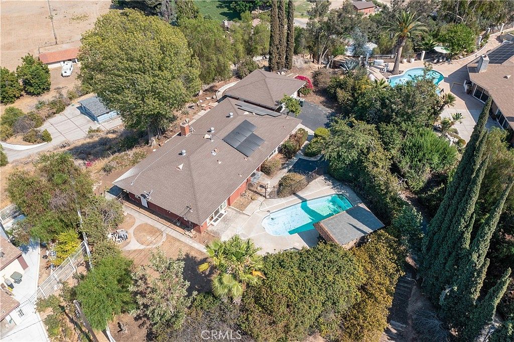 2012 S Glenwood Ave, Colton, CA 92324 | Zillow