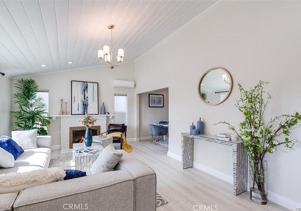 6171 Cleon Ave, North Hollywood, CA 91606 | MLS #DW25127740 | Zillow