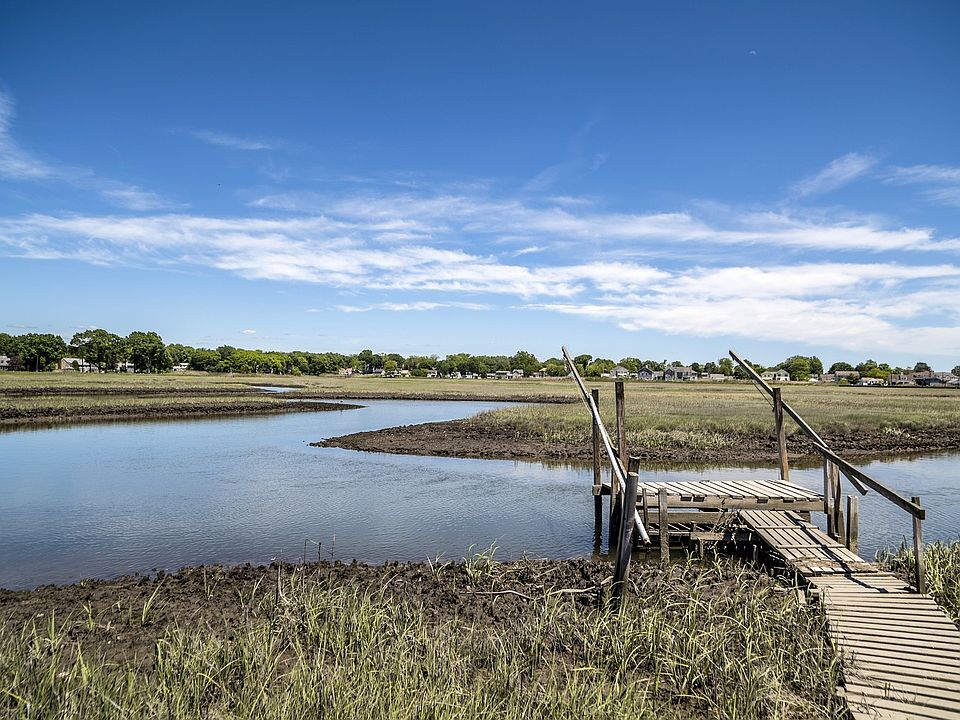 98 Chalker Beach Rd, Old Saybrook, CT 06475 | Zillow
