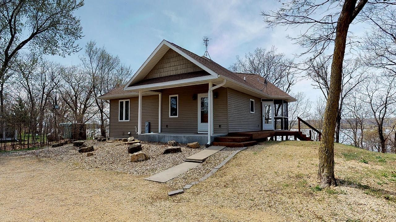 4662 Riverview Rd, Thomson, IL 61285 | Zillow