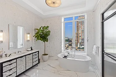 1010 Park Avenue PENTHOUSE in Upper East Side, Manhattan | StreetEasy