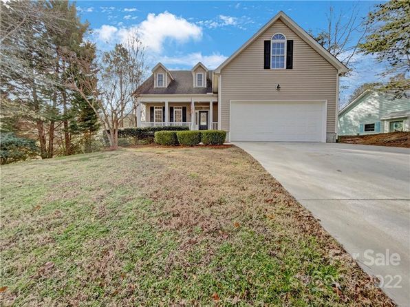 Tega Cay SC Real Estate - Tega Cay SC Homes For Sale | Zillow