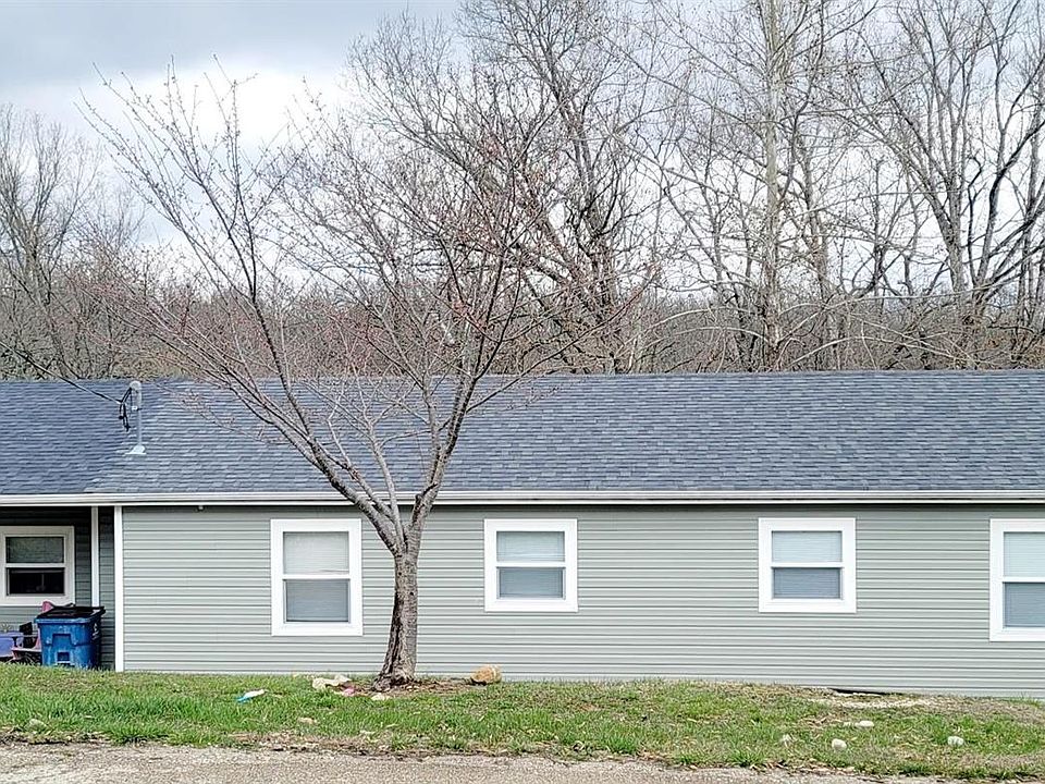 157 11th St, Vienna, MO 65582 | MLS #23017337 | Zillow