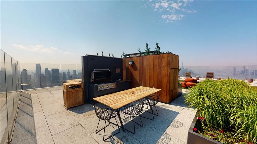 435 West 31st Street #16N in Hudson Yards, Manhattan | StreetEasy