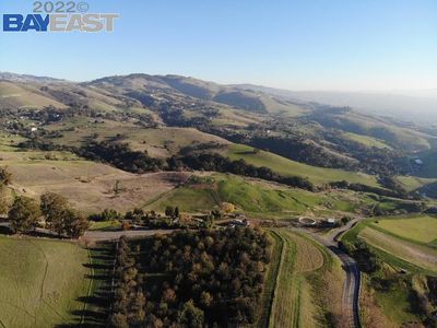 12900 Mount Hamilton Rd, San Jose, CA 95140 | MLS #41015542 | Zillow