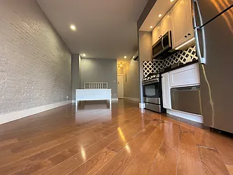 423 East 82nd Street #4C in Yorkville, Manhattan | StreetEasy