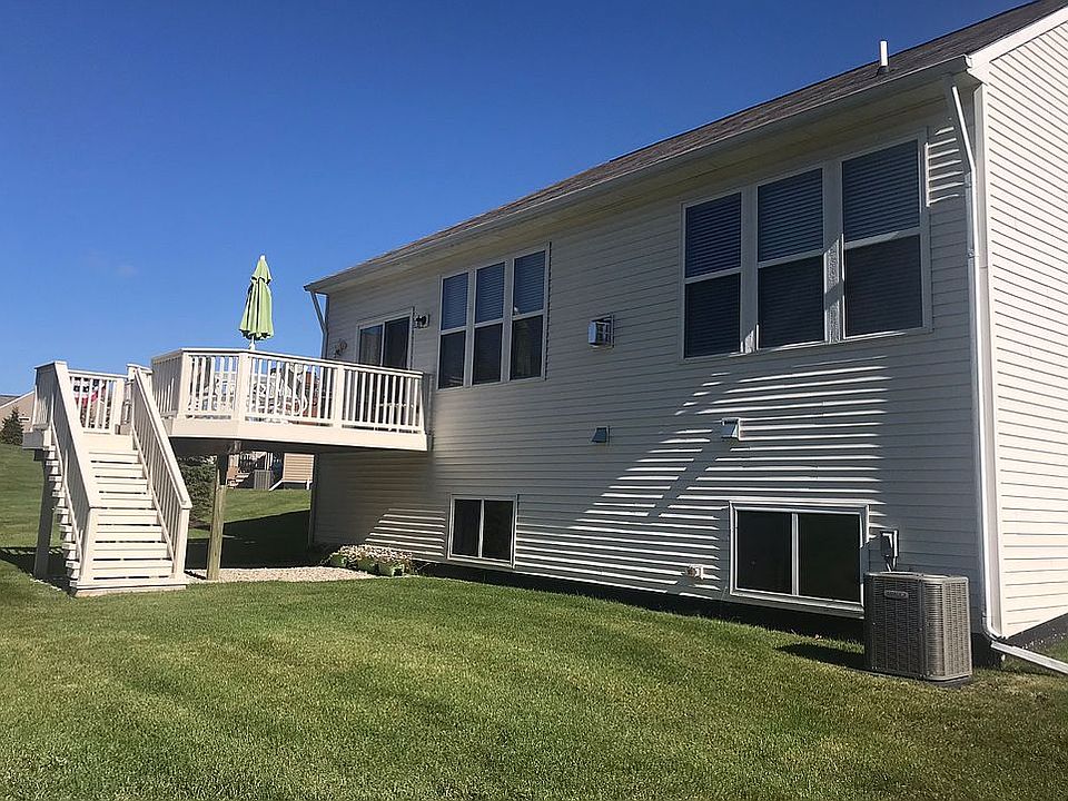 289 Bryce Ct, Howell, MI 48843 | Zillow