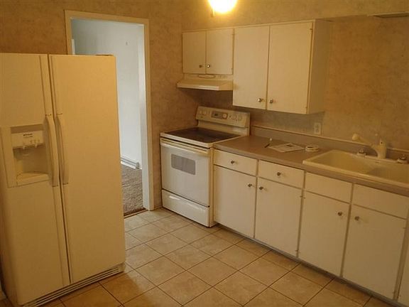 200 Ross St, Middletown, OH 45044 | Zillow