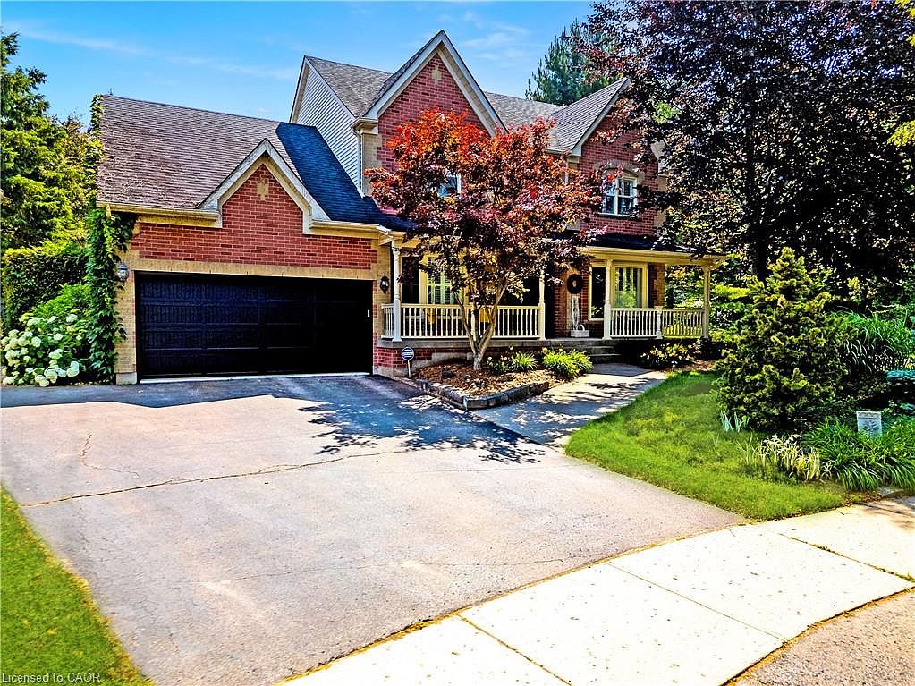 19 Huntingwood Ct, Kitchener, ON N2P 2A7 | Zillow