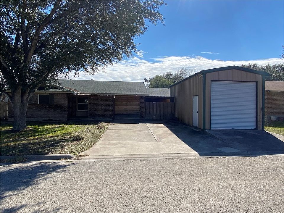 1313 William St, George West, TX 78022 | MLS #411937 | Zillow