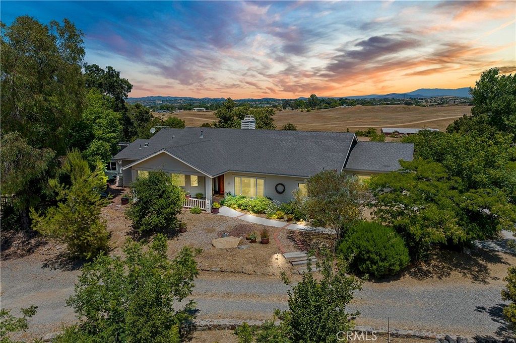 32680 Los Encinos Rd, Temecula, CA 92592 | MLS #SW23139482 | Zillow