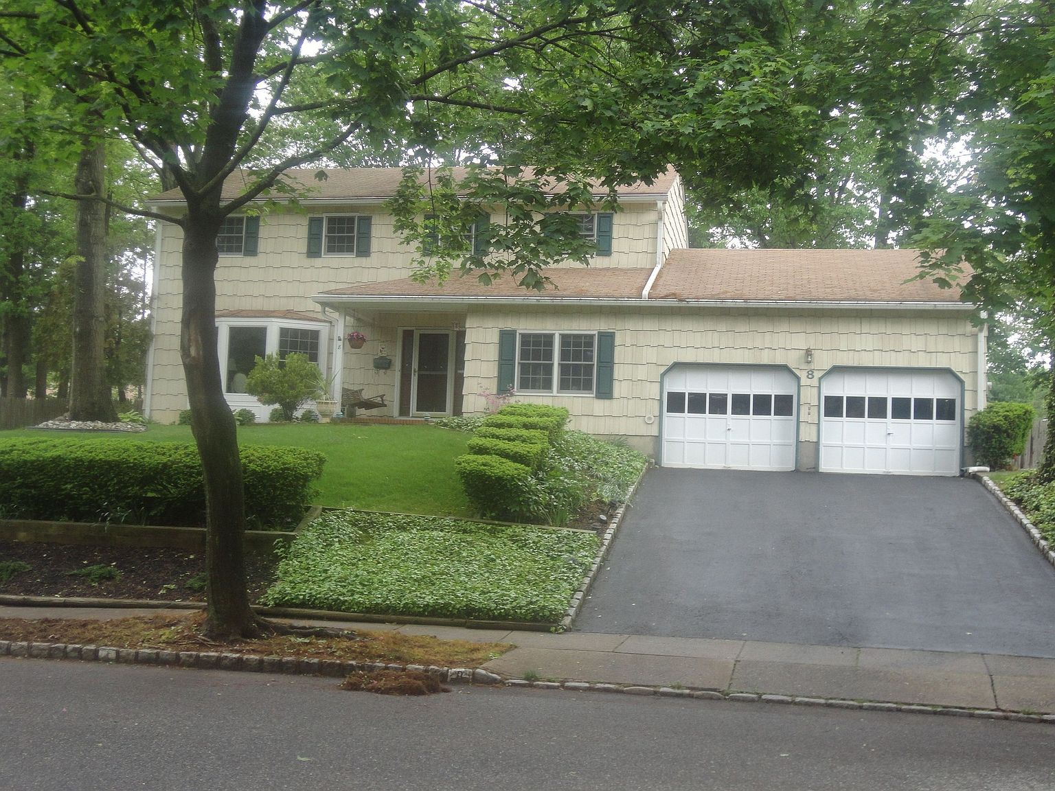 8 Windbeam Ct, East Brunswick, NJ 08816 | Zillow