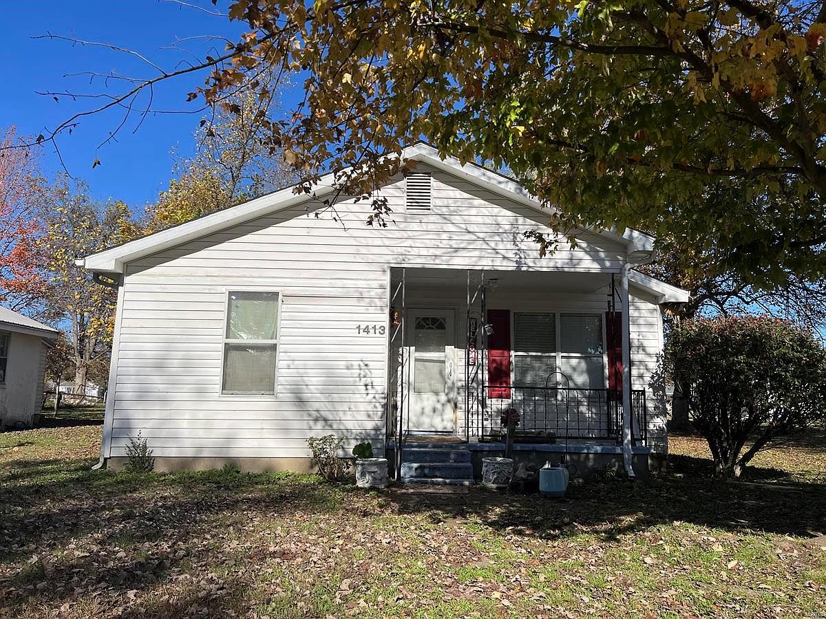1413 E Elk St, Dexter, MO 63841 | Zillow