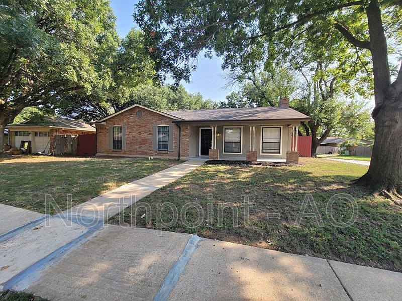 2000 Chalice Rd, Arlington, TX 76014 | Zillow