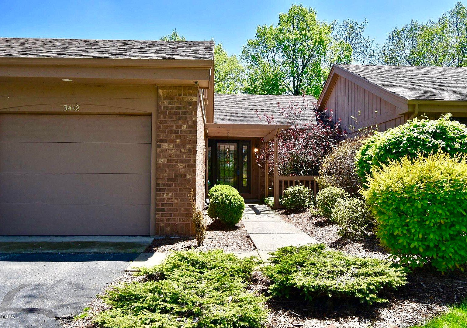 3412 Eagle Ridge Ct NE #12, Grand Rapids, MI 49525 | Zillow