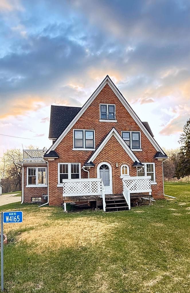 W4165 Main ROAD, Herman, WI 53073 | MLS #1915440 | Zillow