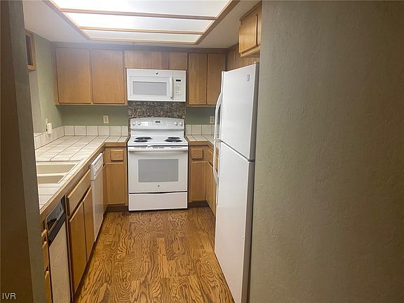 335 Ski Way UNIT 292, Incline Village, NV 89451 | MLS #1013959 | Zillow