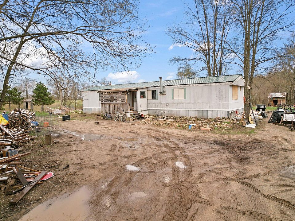 10243 Seven Mile Rd, Evart, MI 49631 | Zillow