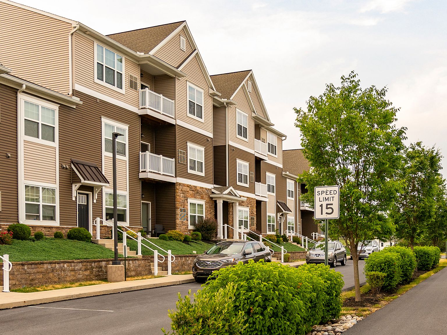 200 Houck Dr #2B-2BA-1170SQFT, Manheim, PA 17545 | Zillow