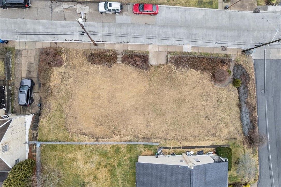 2702 Tarbell St, Pittsburgh, PA 15226 | Zillow