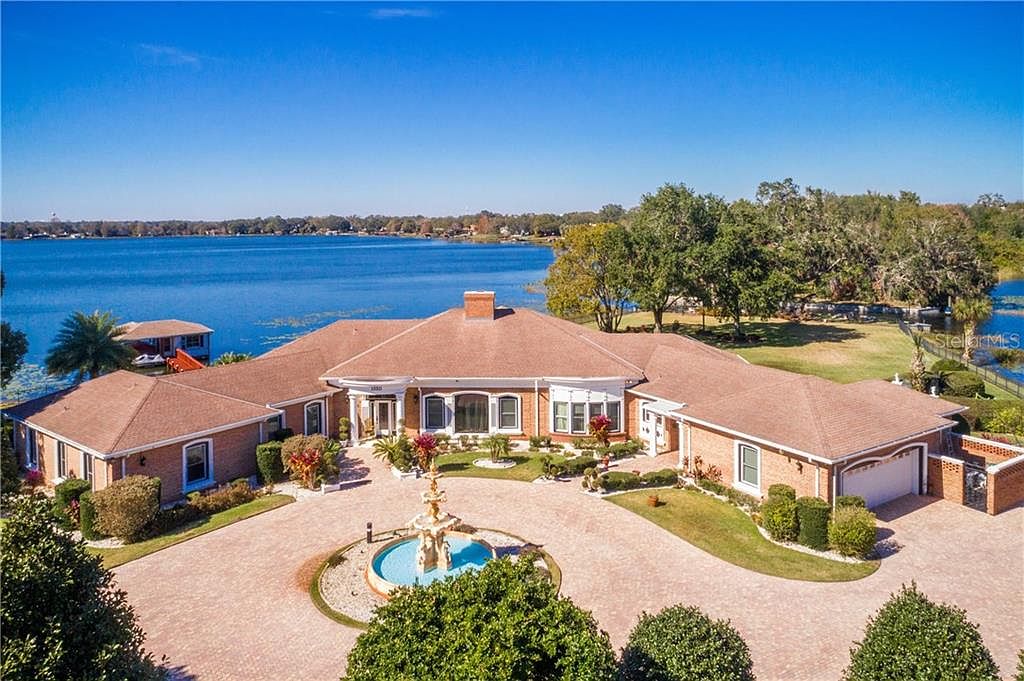 1350 Mirror Ter NW, Winter Haven, FL 33881 | Zillow