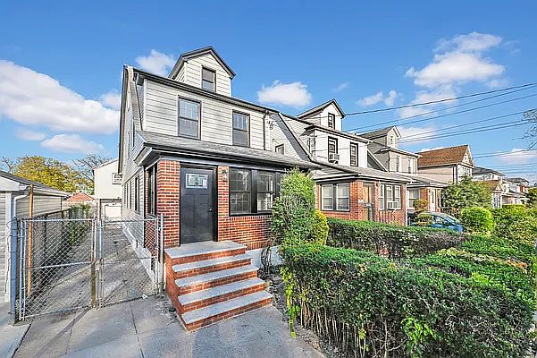 119-07 191st St, Saint Albans, NY 11412 | Zillow