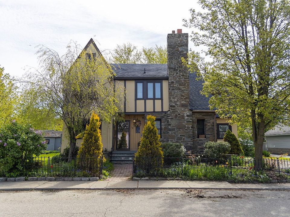 32 Armstrong Pl, Owego, NY 13827 | Zillow