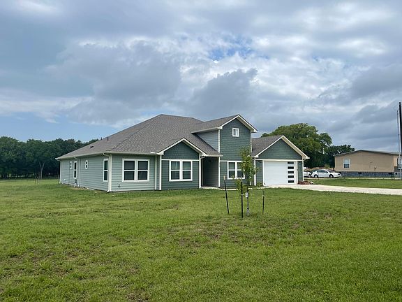 415 Rs County Rd, Pt, TX 75472 | Zillow