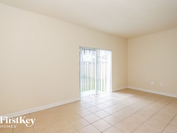 15464 SW 18th Ln, Miami, FL 33185 | Zillow