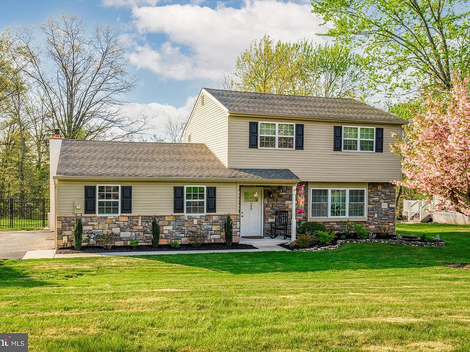 500 Falcon Rd, Audubon, PA 19403 | MLS #PAMC2068666 | Zillow