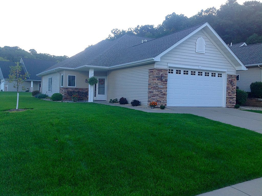 3413 Briarview Ct, Red Wing, MN 55066 | Zillow