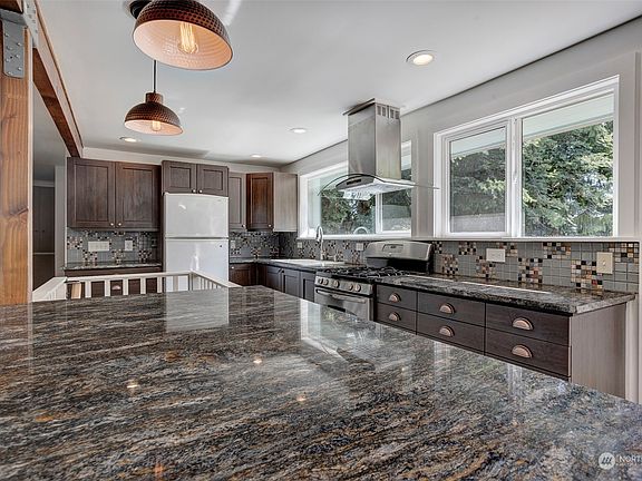 10026 36th Avenue NE, Seattle, WA 98125 | MLS #2254338 | Zillow