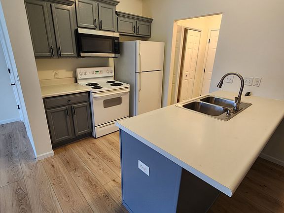 21 Hampton Ct #21, Morton, IL 61550 | Zillow