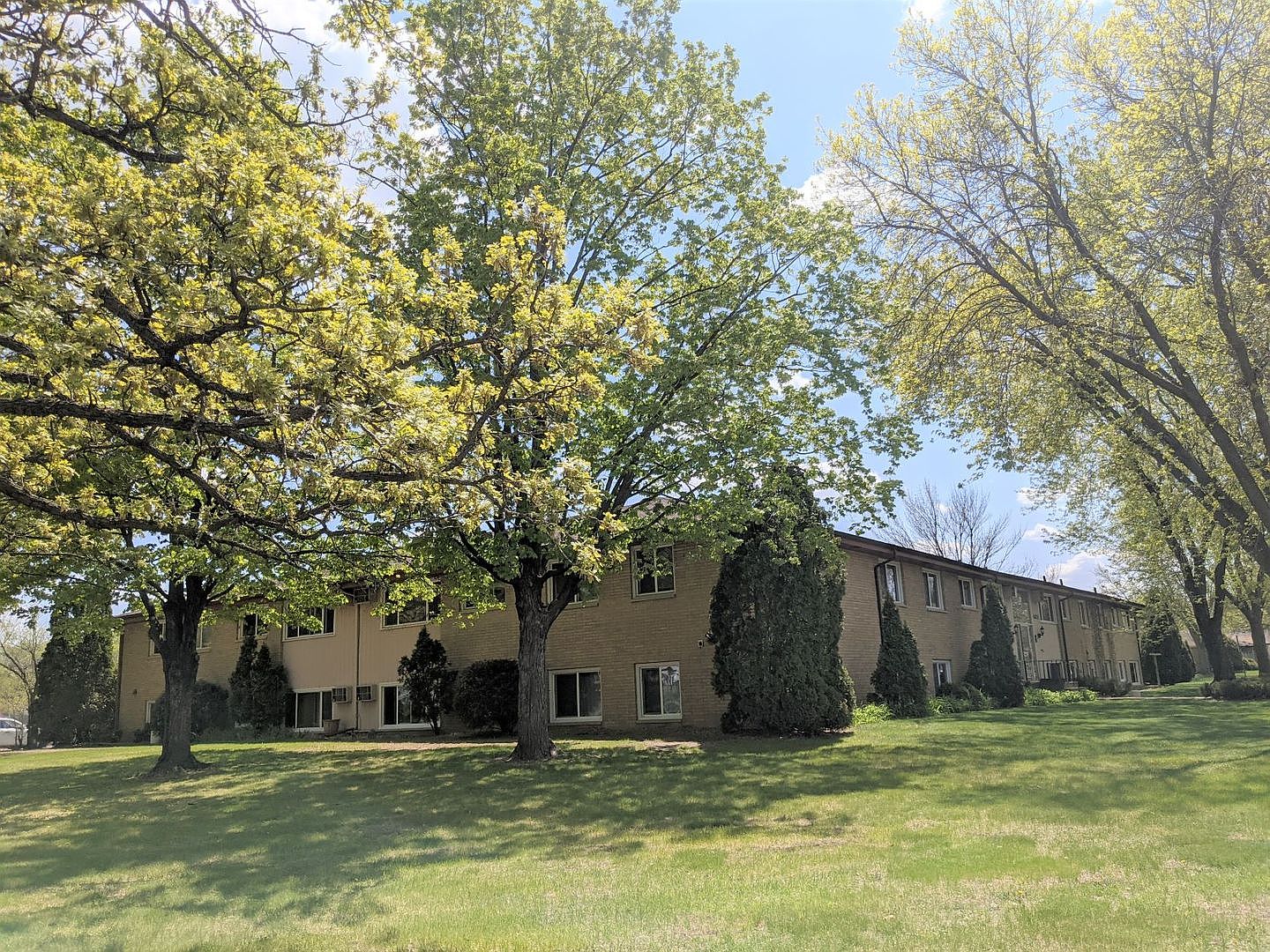 6111 Star Ln NE APT 1, Minneapolis, MN 55432 | Zillow