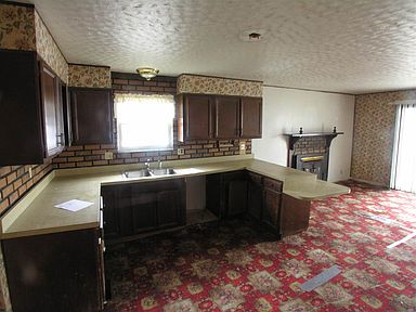 421 Dudding Ave, Hurricane, WV 25526 | Zillow