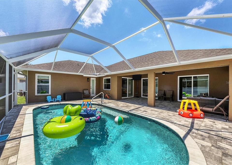 2349 Appaloosa Cir, Sarasota, FL 34240 | MLS #A4568819 | Zillow