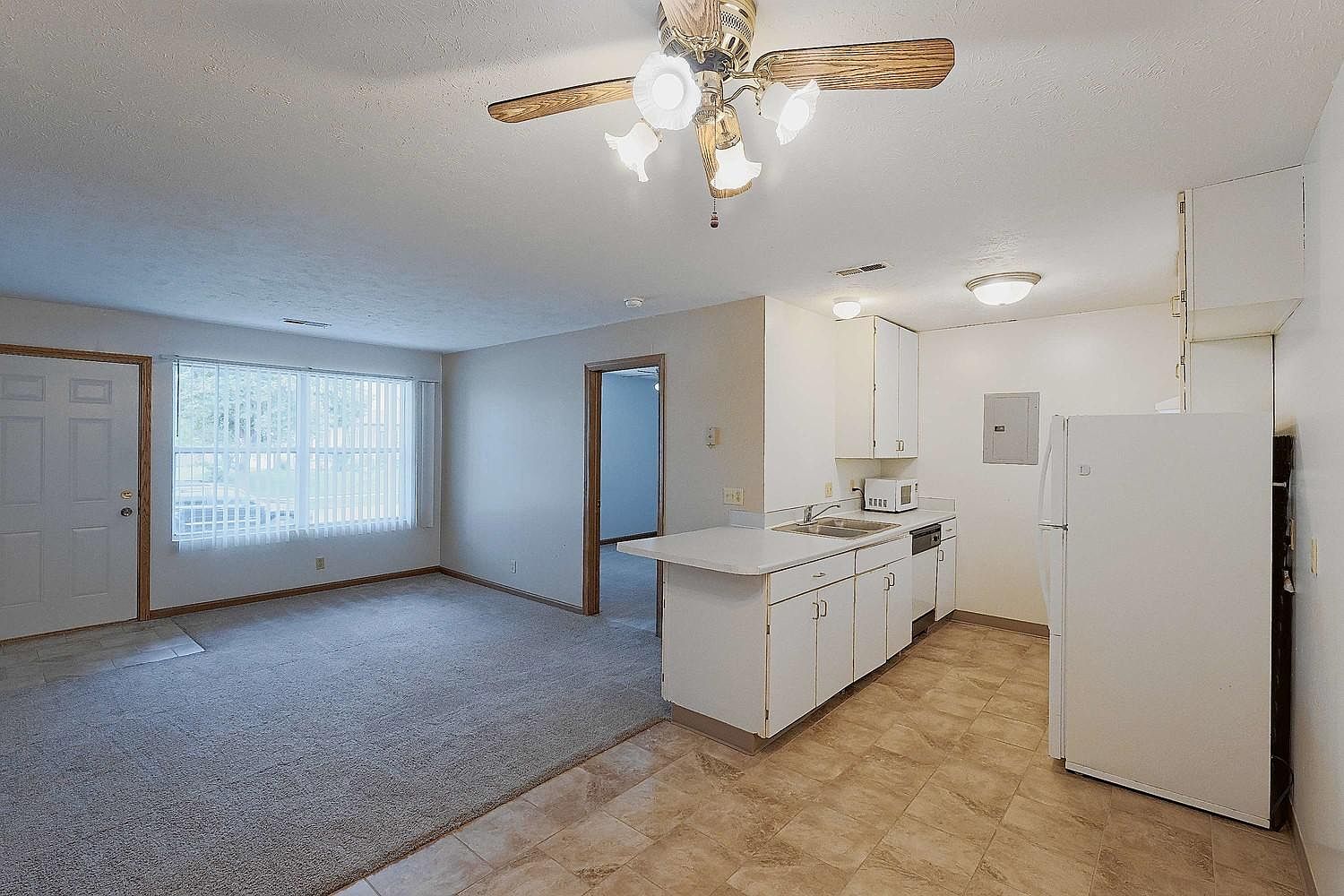 2221 S St #2X1, Lincoln, NE 68503 | Zillow
